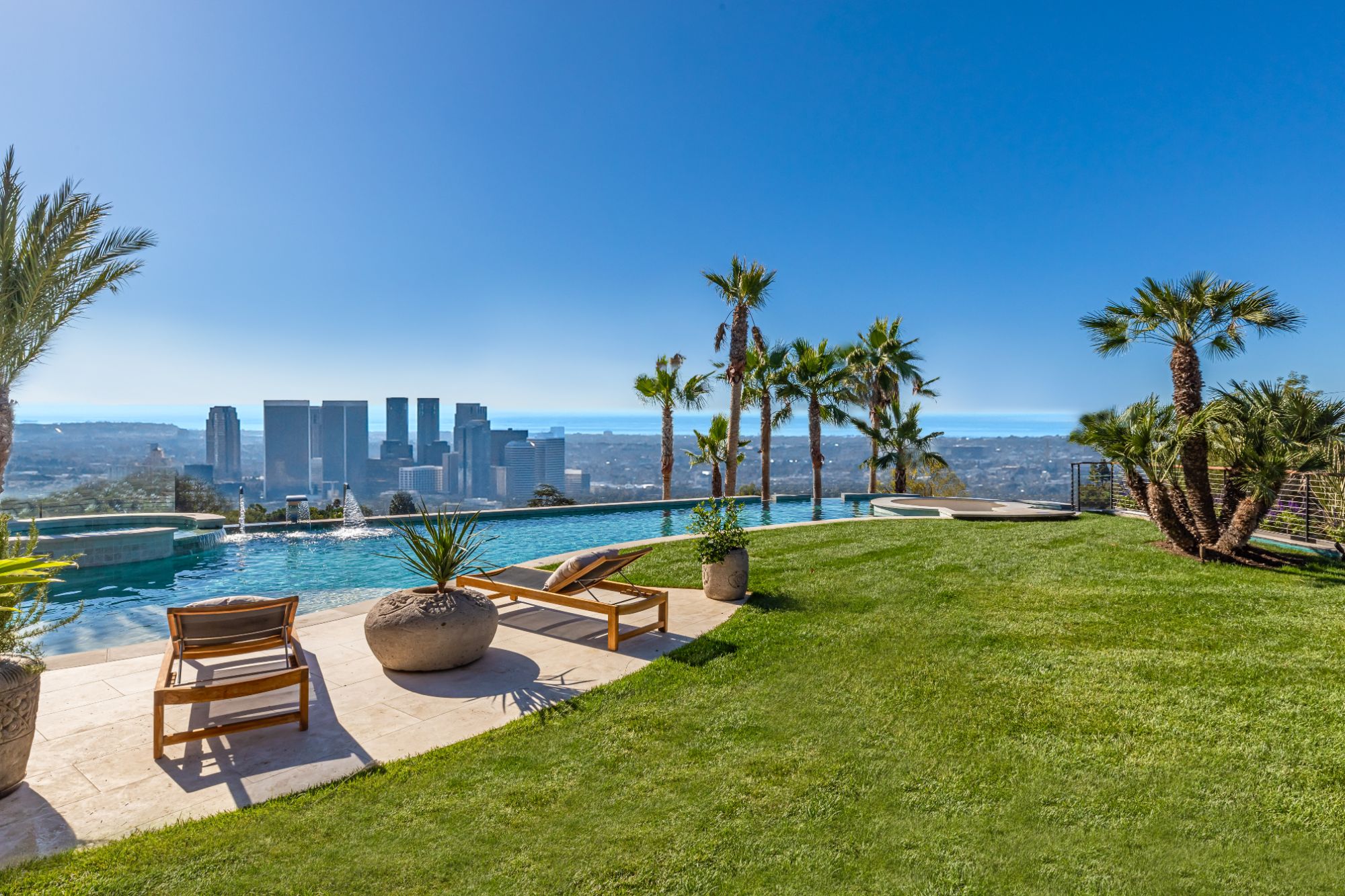 1625 Summitridge Drive