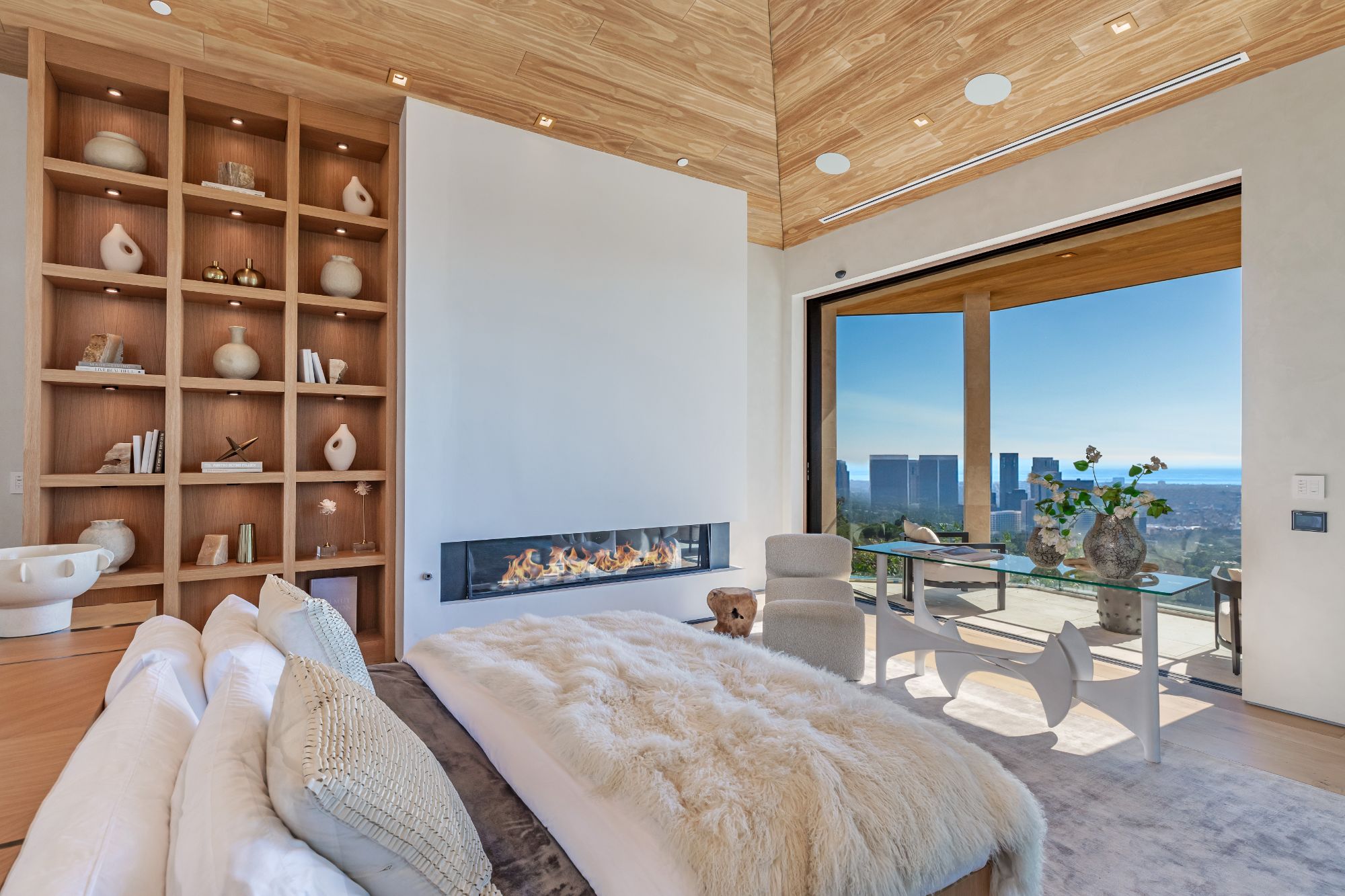 1625 Summitridge Drive